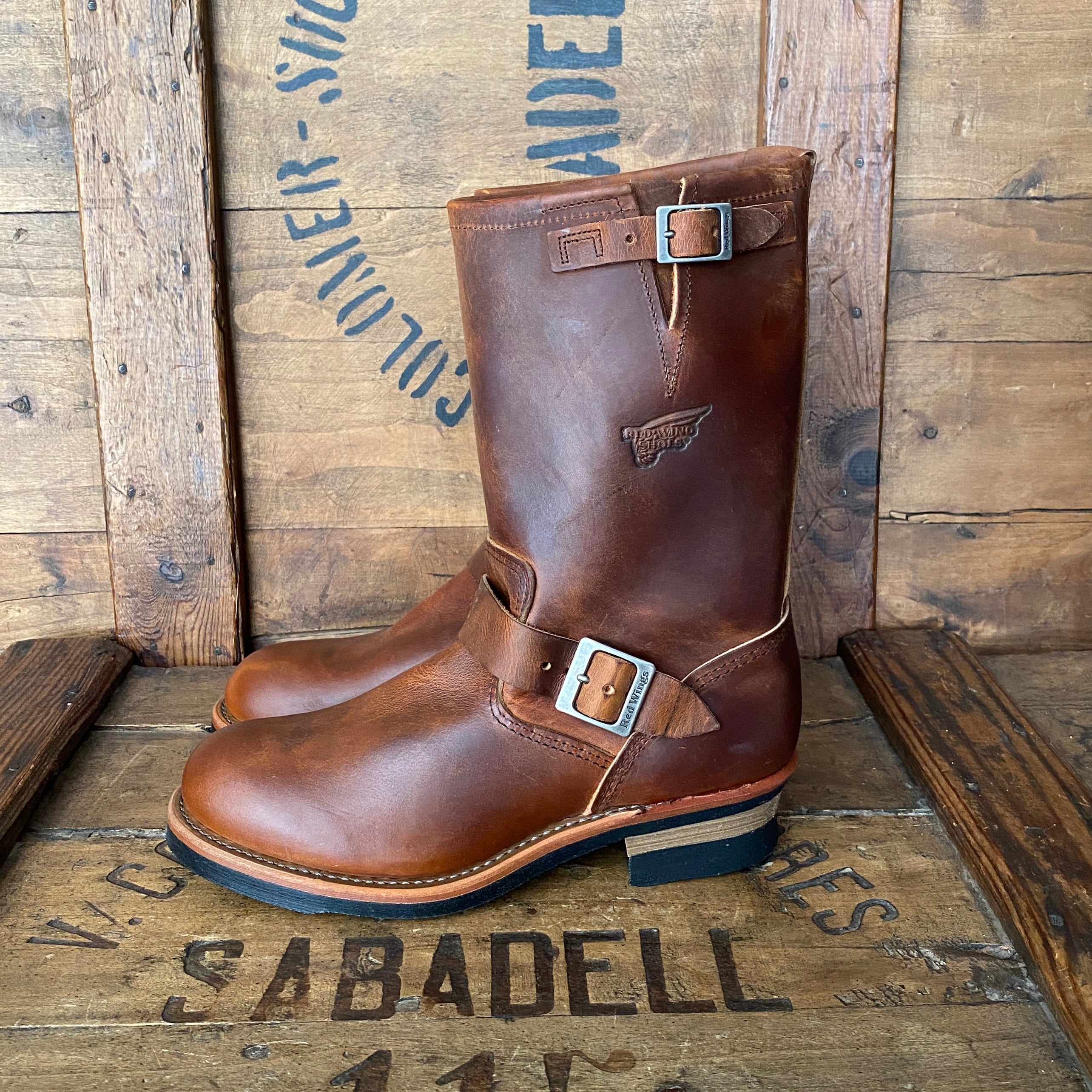 Red Wing 2971 Heritage Engineer Boots: Iconic American Craftsmanship ...